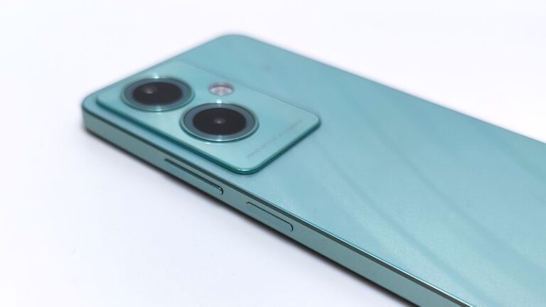 「OPPO A79 5G」実機で指紋認証を設定する方法を詳しく紹介！認証速度や使い勝手は？