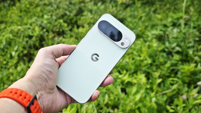「Google Pixel 9 Pro」実機でUSBメモリを使う方法！microSDカード非対応で動画や写真をバックアップ【OTG】