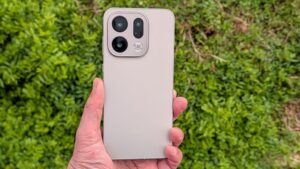 驚き性能だ！「POCO F8 Pro」実機でAnTuTuベンチマークスコアをチェック！Snapdragon 8 Elite搭載！